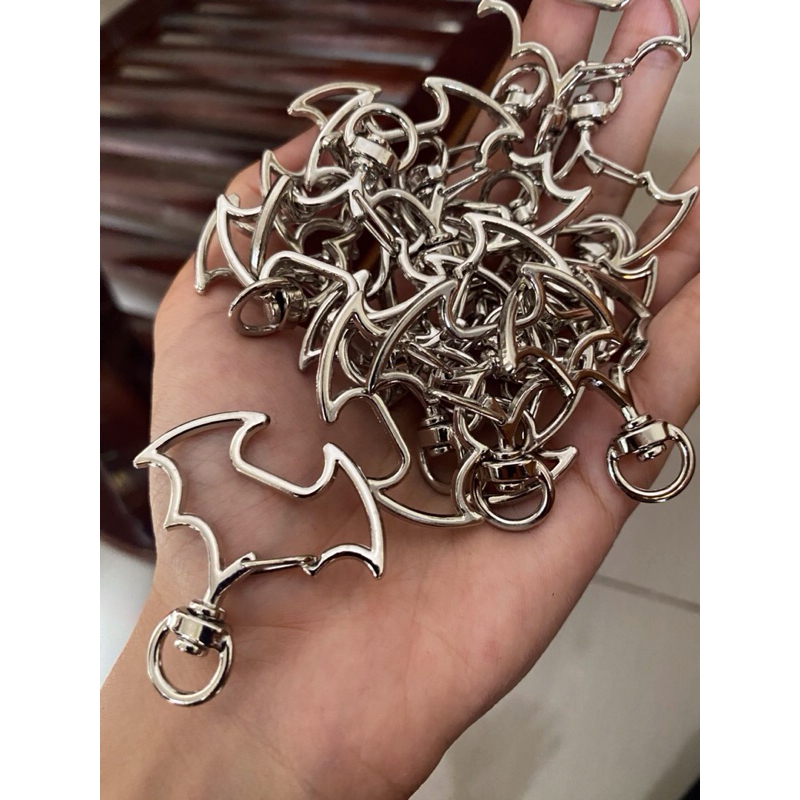 Jual Bat Clasp Keychain Metalic Series (1pc) | Shopee Indonesia