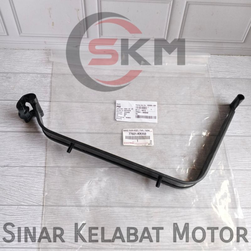 Jual BAND SUB ASSY FUEL TANK GENUINE PARTS TOYOTA HILUX REVO INNOVA ...