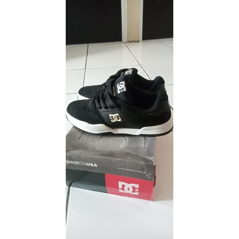 Jual SEPATU DC SHOES CENTRAL ORIGINAL | Shopee Indonesia