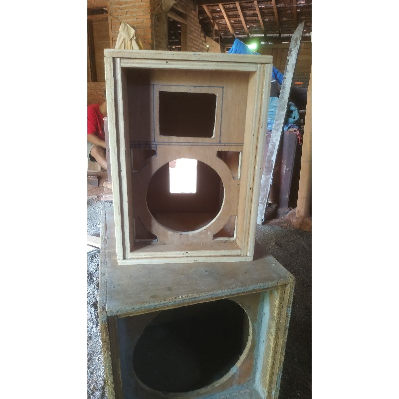 Jual Box Line Array 6 Inch | Shopee Indonesia