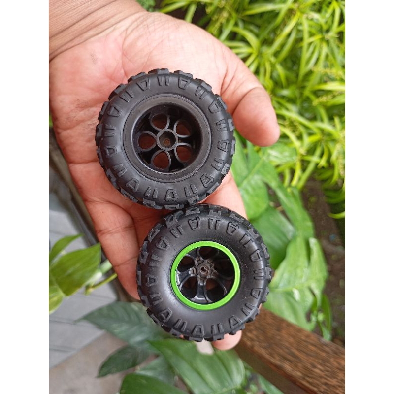 Jual Ban + velg set rc offroad // ban rc // ban off-road murah | Shopee ...