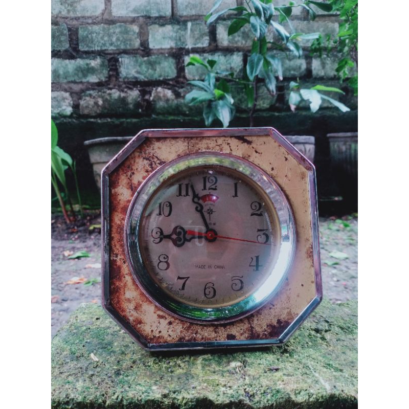 Jual Jam antik jam beker weker antik POLARIS display dekorasi jadul ...