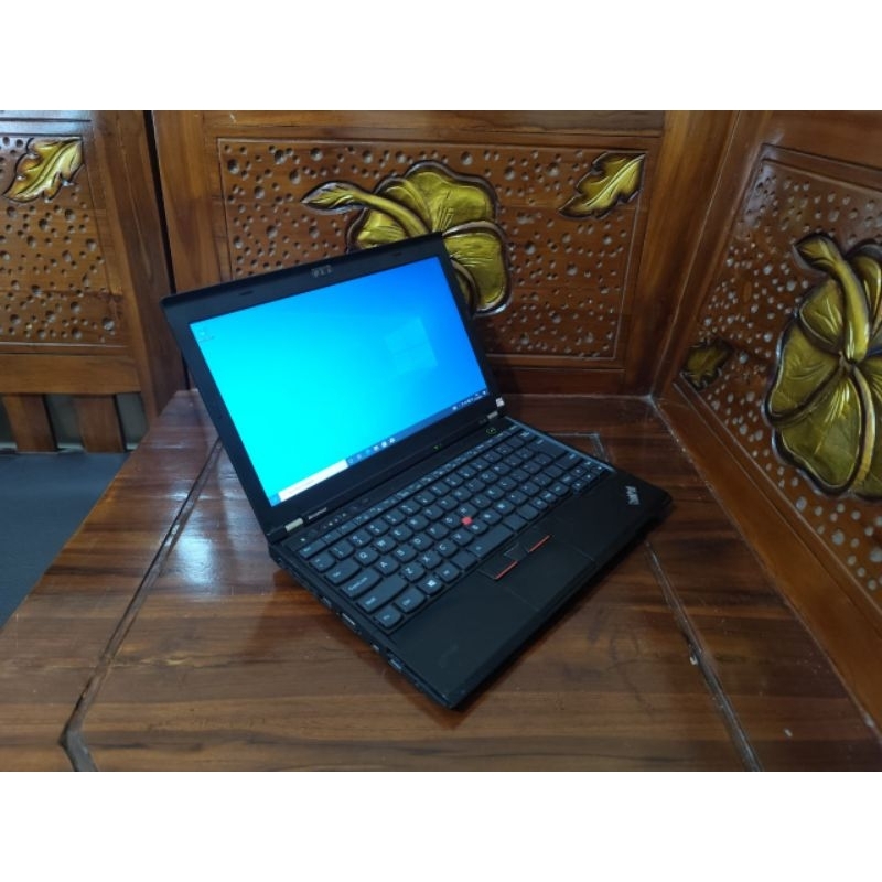 Jual Notebook Lenovo Thinkpad X230 Ram 6gb HDD 320gb core i5 gen3 Siap pakai | Shopee Indonesia
