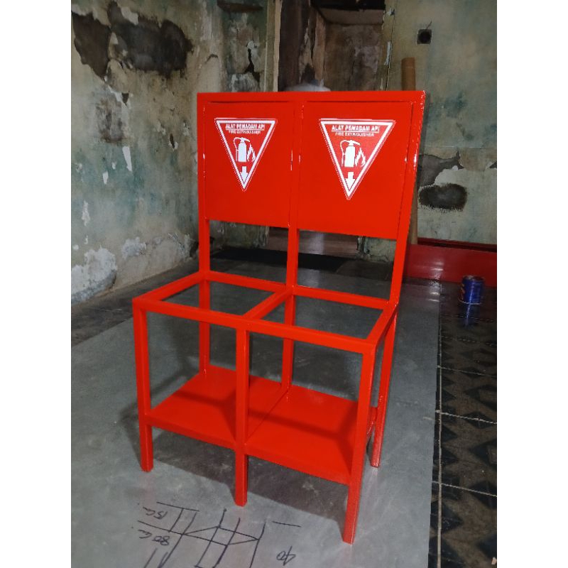 Jual tempat dudukan apar double sheet kap 6 kg | Shopee Indonesia