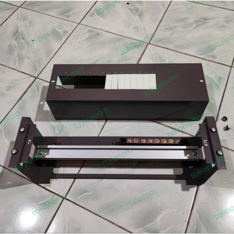 Jual Box DCPDB rack 19inch 16 Lubang / PDU 16 Lubang MCB | Shopee Indonesia