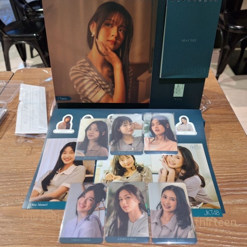 Jual Official PC PP JKT48 A Gaze Of Dream Kalender (Sincere) 2025 Muthe ...