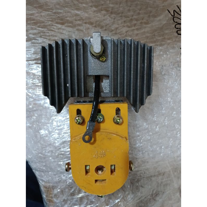 Jual CARBON BRUSH STABILIZER OKI 20000 WATT 3 PHASE | Shopee Indonesia