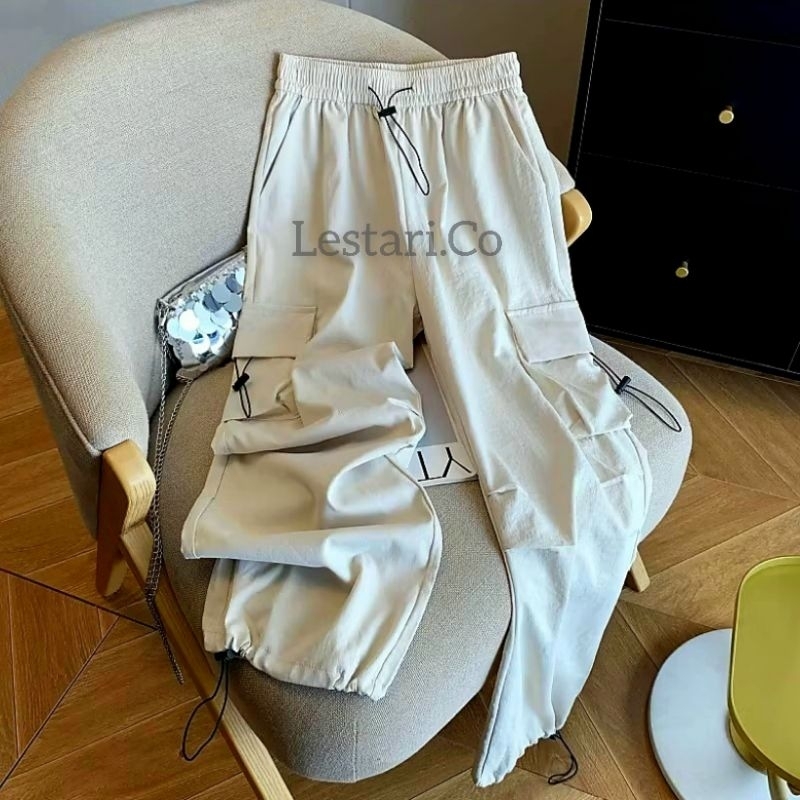 Jual LESTARI - Kiya Cargo Pants Wanita Highwaist Loose Korean Style Jumbo - Celana Cargo Wanita ...