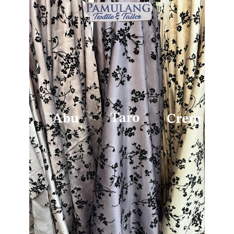 Jual Kain ARMANY Silk Premium Bunga Bludru Motif// Harga Per Setengah ...