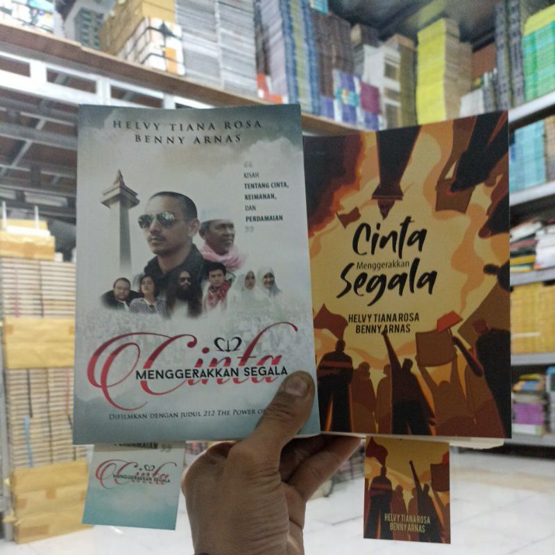Jual BUKU NOVEL ISLAMI / ROMANSA / BACAAN REMAJA / 1 PAKET ISI 2 BUKU / CINTA MENGGERAKKAN ...