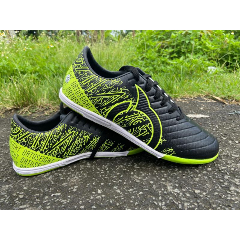 Jual SEPATU FUTSAL ORTUSEIGHT LOKAL FULL JAIT OUTSOLE SIZE JUMBO ...
