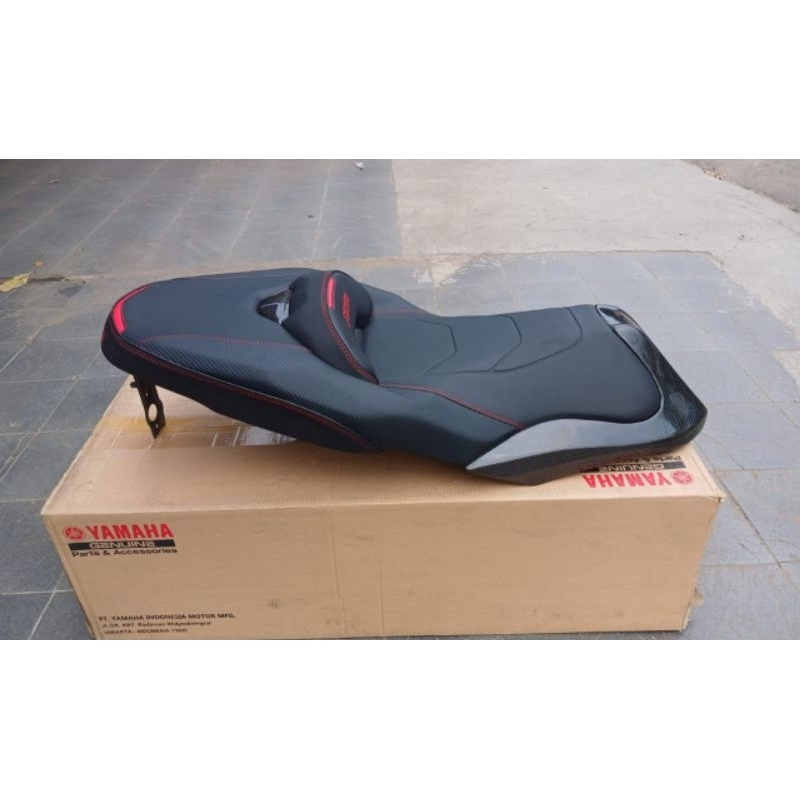 Jual jok XMAX connected slim low down desain Tmax. | Shopee Indonesia