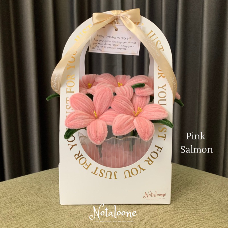 Jual Notaloone - Mini Lily Handle Box Kawat Bulu Mercy Flower Bouquet ...