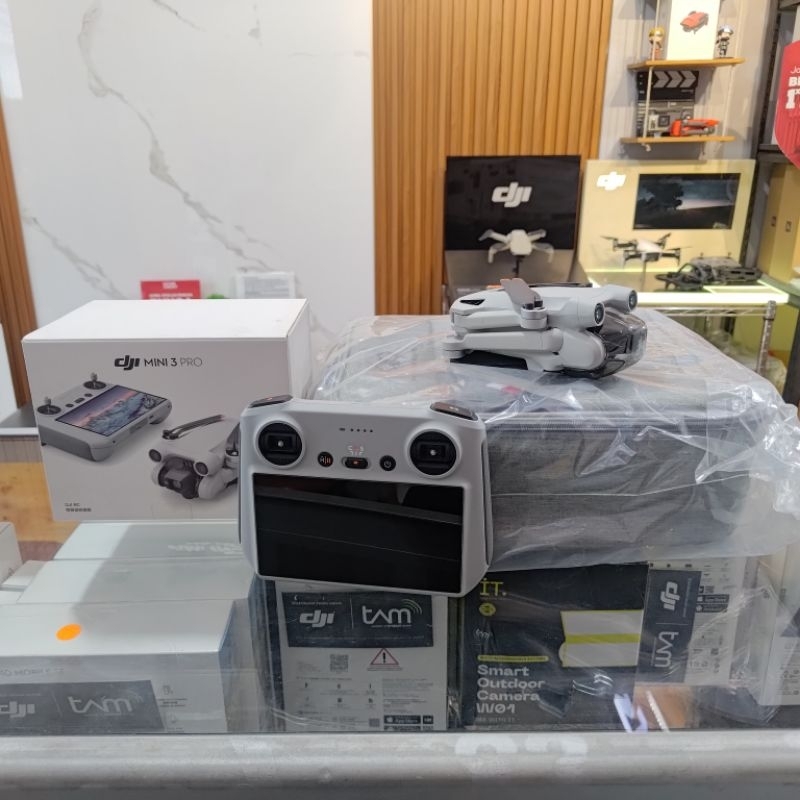 Jual DJI Mini 3 Pro drone Second remote RCN1 / DJI RC fullset like new ...