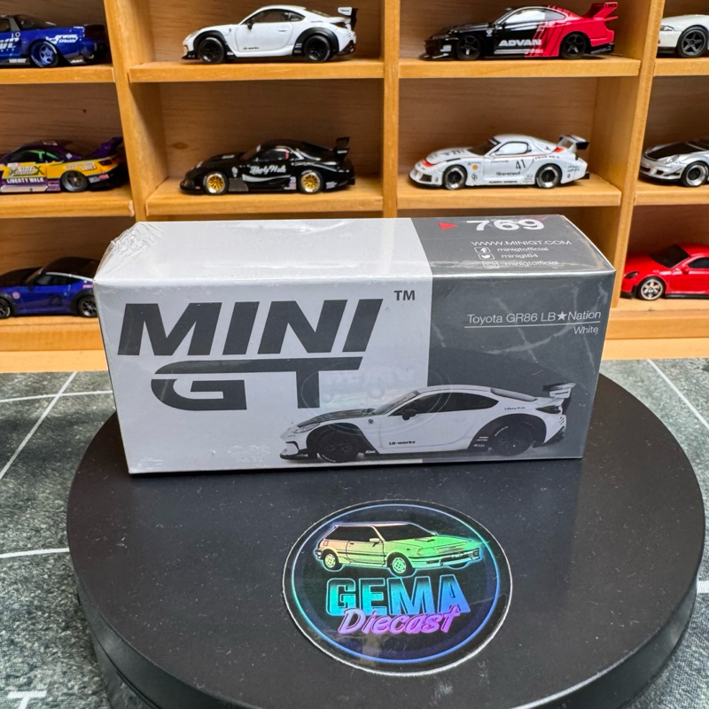 Jual Mini GT Toyota GR86 LBWK LB Nation White //769 | Shopee Indonesia
