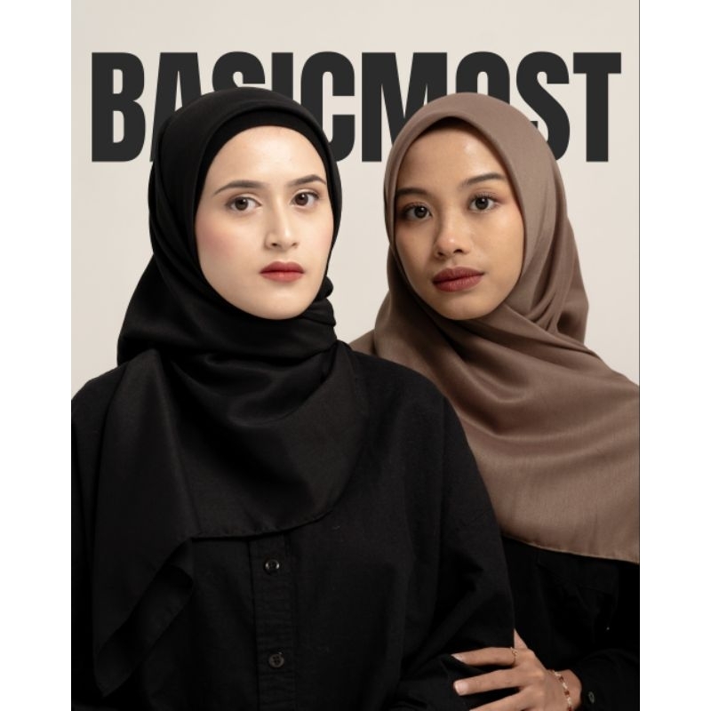 Jual Naashe Hijab - 75K Get 2 Basicmost Paris Premium (Hijab Segi Empat Paris Premium) | Shopee ...