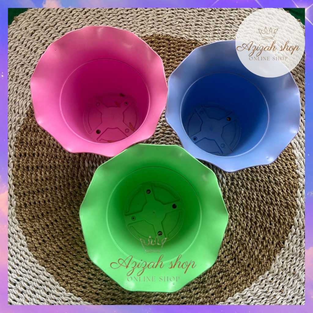 Jual pot bunga/ pot tanaman hias 3 warna/ pot bunga murah, cantik dan ...