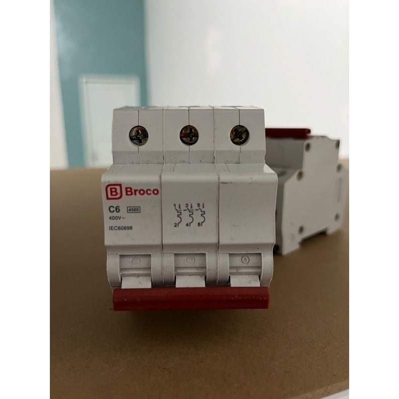 Jual MCB Broco 3Phase 6A C Curve | Shopee Indonesia