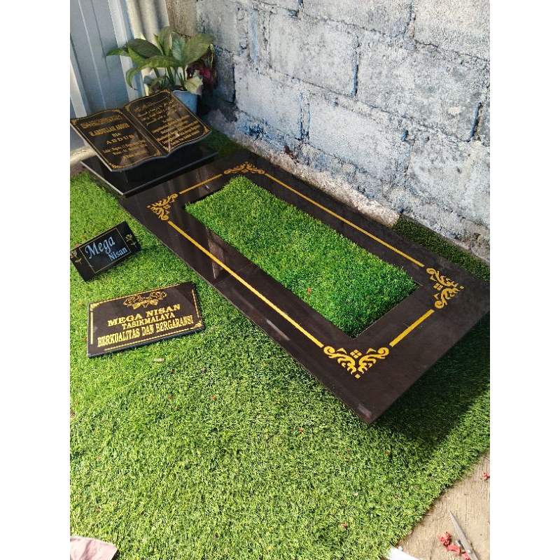Jual FULL SET NISAN MAKAM RUMPUT/KUBURAN RUMPUT(50X100)+PCKING KAYU ...
