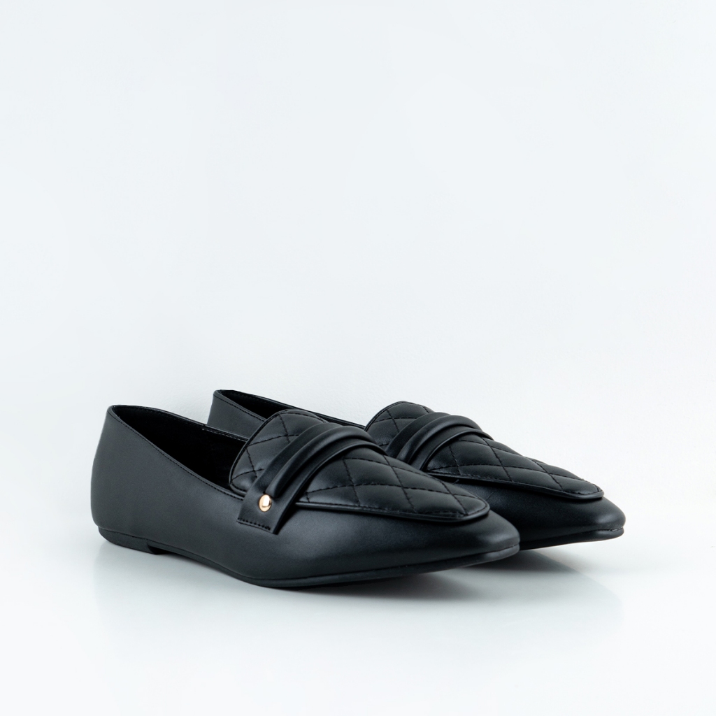 Jual URBAN&CO BASIC Sepatu Loafers Flat Wanita - Nioko | Shopee Indonesia