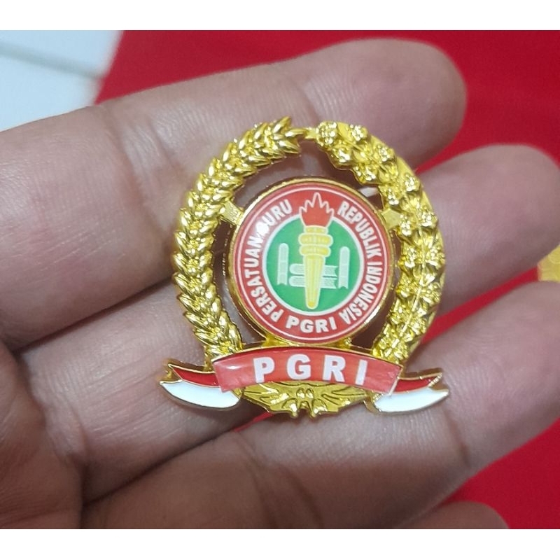 Jual pin PGRI model padi dan kapas mahnet | Shopee Indonesia