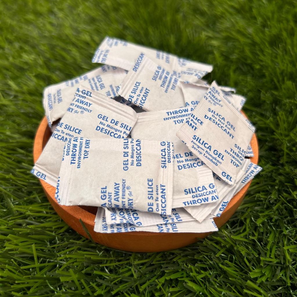 Jual Silica Gel Natural 100pcs | Silica Gel Untuk Sepatu, Tas, Topi ...
