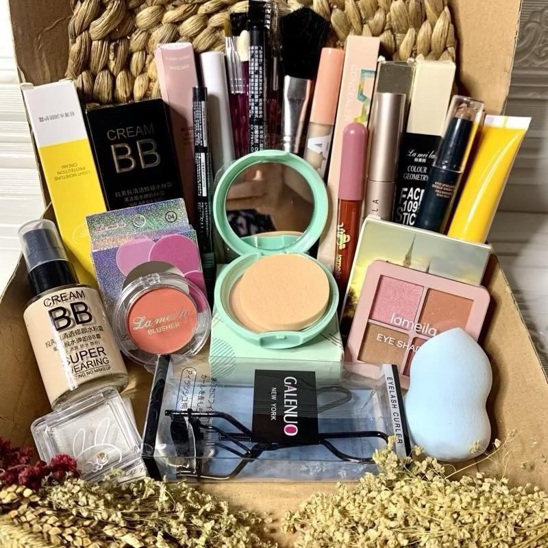 Jual PAKET MAKE UP 16in1 PREMIUM | Shopee Indonesia