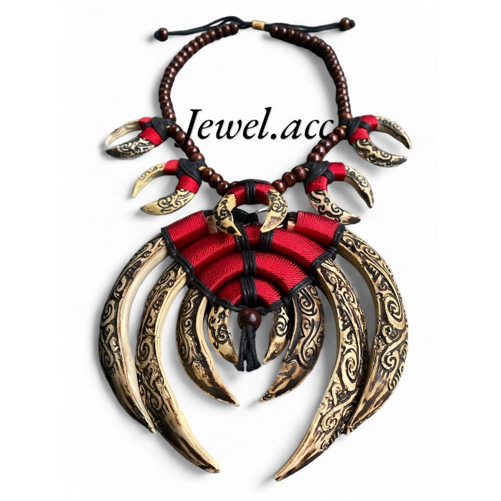 Jual kalung taring babi rentengan khas dayak kalimantan | Shopee Indonesia