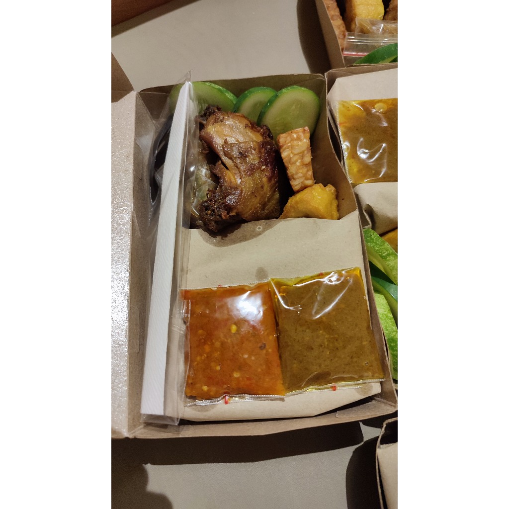 Jual Nasi Box / Nasi Kotak Ayam Rempah Komplit (Goreng/Bakar) | Shopee Indonesia
