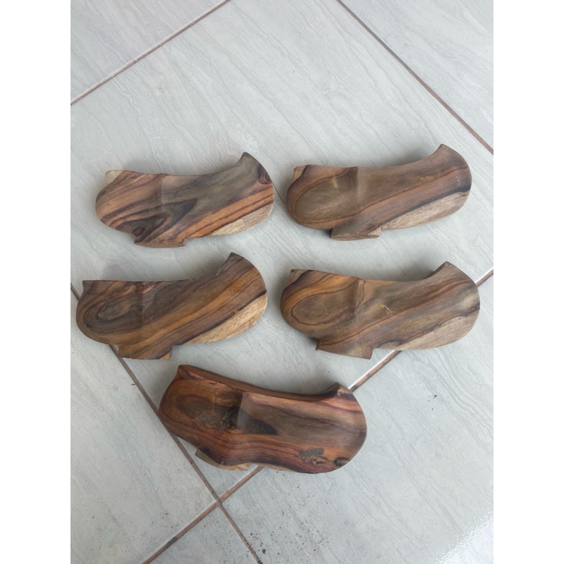 Jual warangka solo kayu sono sudah amplasan | Shopee Indonesia
