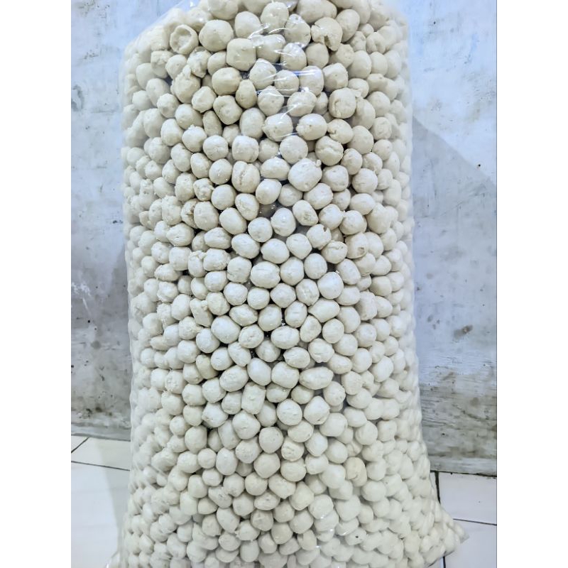 Jual krupuk bakso ikan 1 kg, bakso ikan kering Kerupuk Kemplang Getas ...