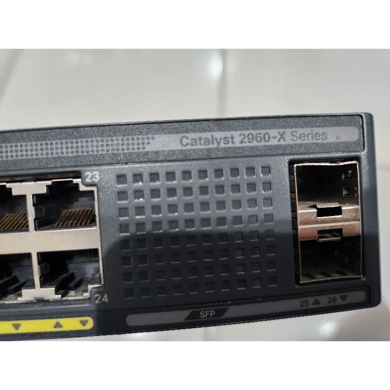 Jual CISCO CATALYST 2960-X SERIES. MODEL : WS-C2960X-24TS-LL | Shopee ...