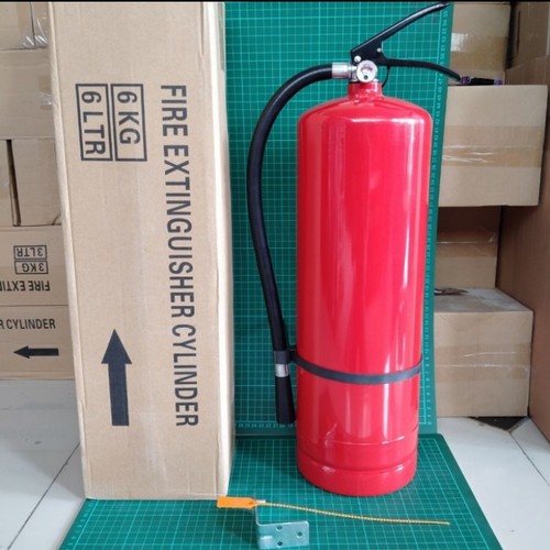Jual Tabung Kosong 3KG Apar Fire Extinguisher Komplit Selang / Hanger ...