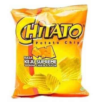 Jual Snack Potato Chips Cheese Supreme Chitato (68g) | Shopee Indonesia