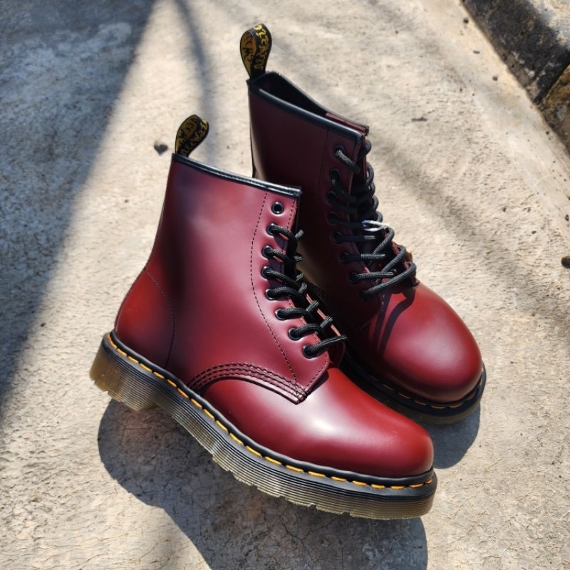 Jual (HOT ITEM) NEW Sepatu Docmart Boots Dr.martens 1460 Red Cherry 8 hole Ultimate PK Quality ...