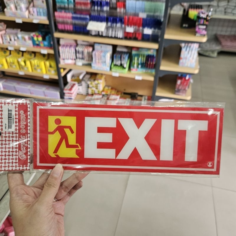 Jual papan acrylic sign board akrilik logo pintu exit keluar | Shopee ...