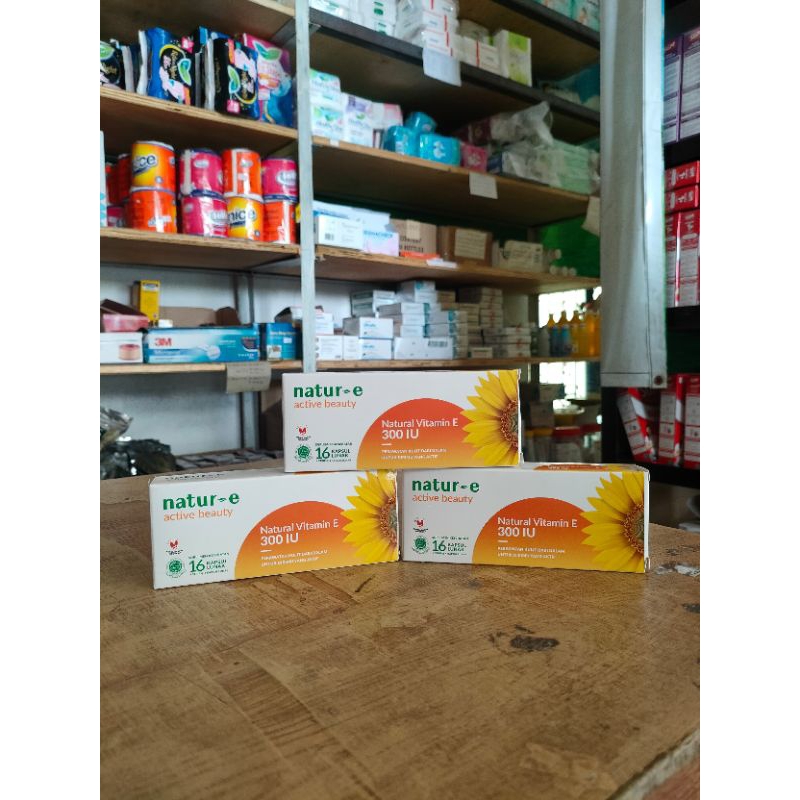 Jual Natur-E Active Beauty Natural Vitamin E 300 IU @16 Caps (4Strip ...