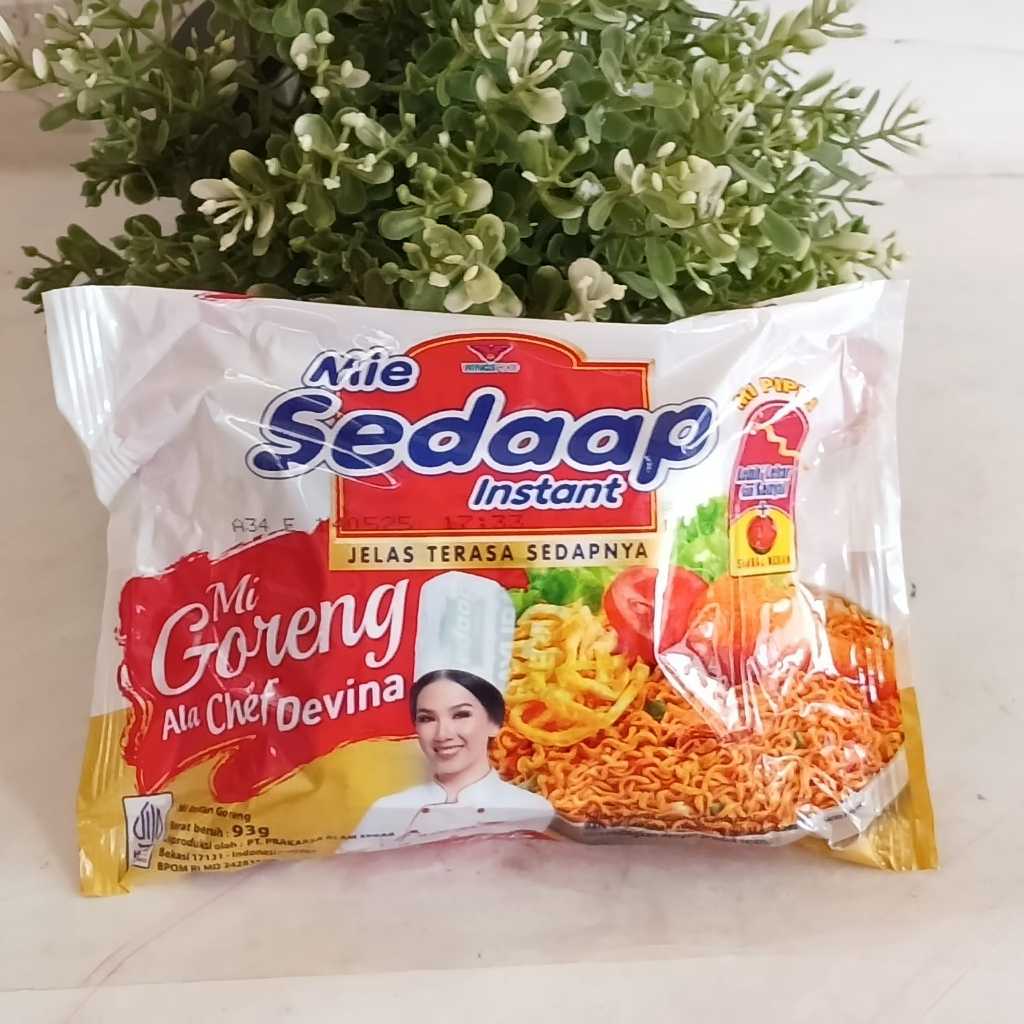 Jual Mie Sedaap Mi Goreng Ala Chef Devina 93gr Murah | Shopee Indonesia