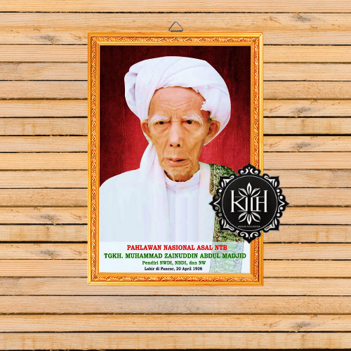 Jual POSTER POTO + BINGKAI MUHAMMAD ZAINUDIN ABDUL MAJID | Shopee Indonesia