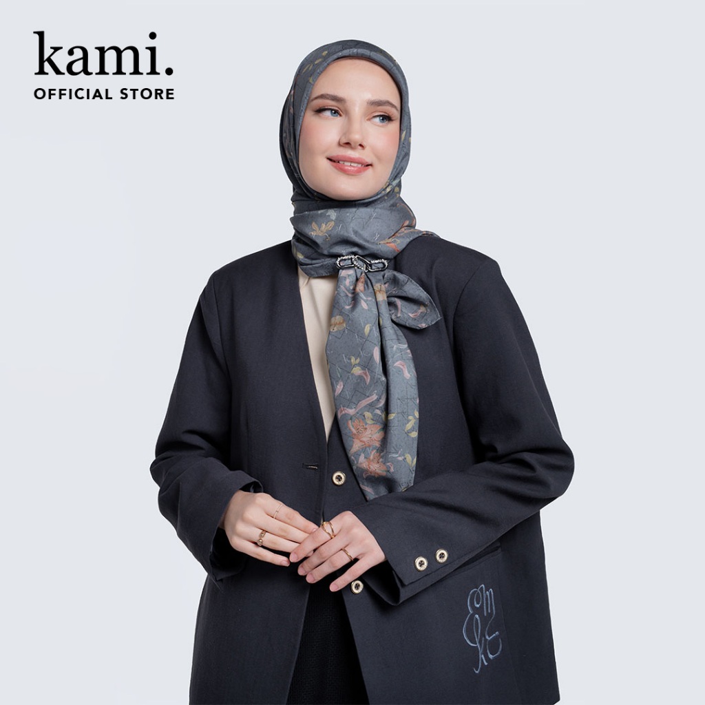 Jual Kami Petally Signature Scarf Hijab Segi Empat | Shopee Indonesia