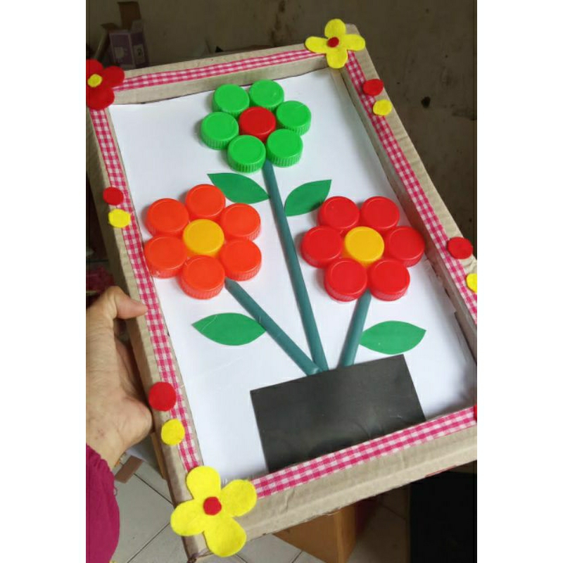 Jual Hiasan Dinding Dari Tutup Botol dan Figora Dari Kardus Bekas ...