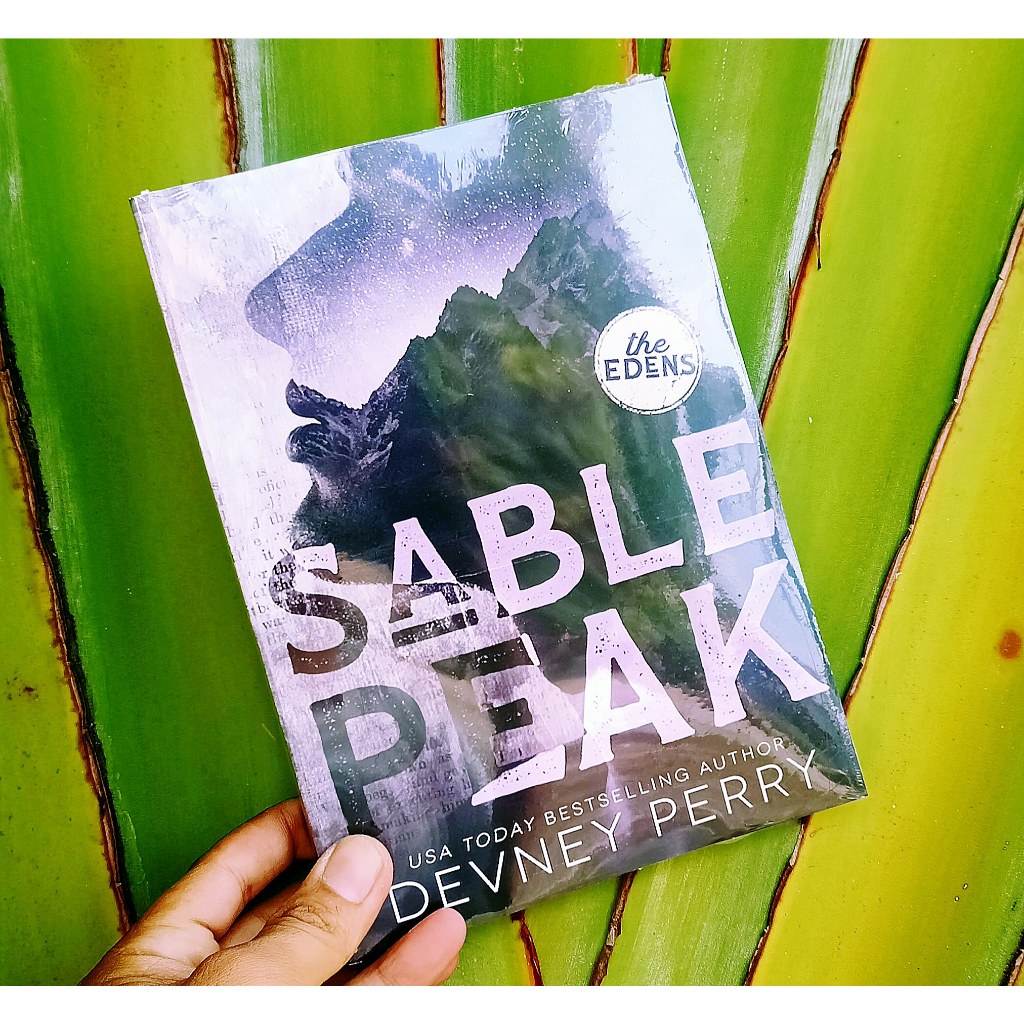 Jual Buku Sable Peak by Devney Perry | Shopee Indonesia
