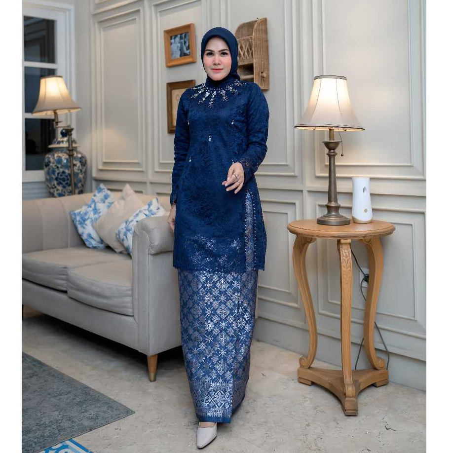 Jual (Realpict) Azuma Kebaya Brokat / Kebaya Payet Modern /Kebaya Jumbo ...