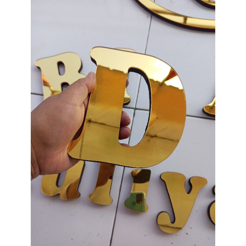 Jual custom akrilik gold | Shopee Indonesia