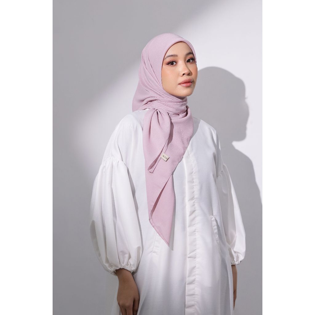Jual Nadiraa Hijab Deliya Paris Premium Square | Shopee Indonesia