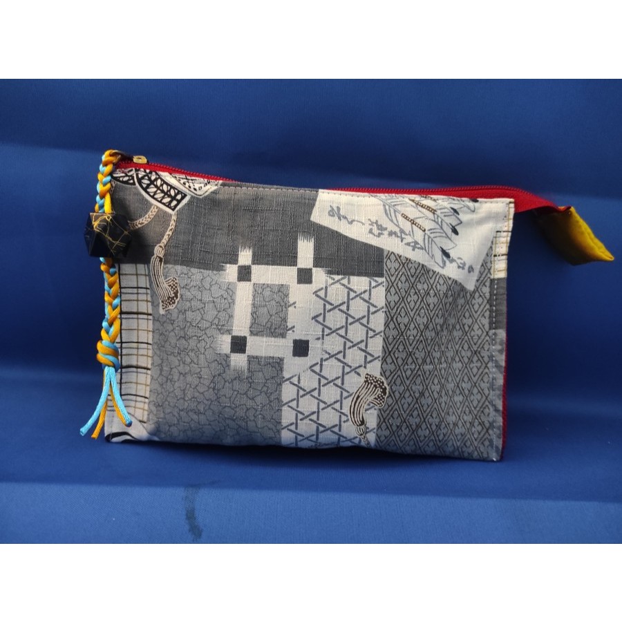 Jual Dompet Jepang ( Japanese Pouch ) - Abu Motif Batik | Shopee Indonesia