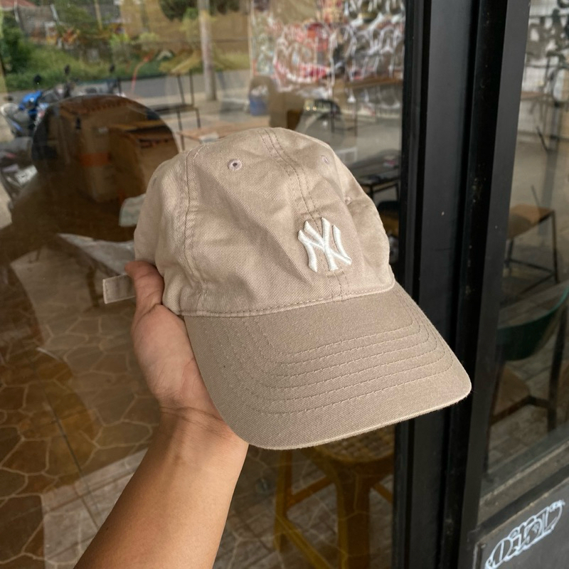 Jual MLB NY Yankees Hats/Caps (Second) | Shopee Indonesia