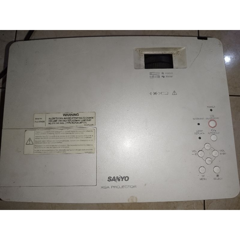 Jual Proyektor SANYO XGA PLC-XW200 | Shopee Indonesia