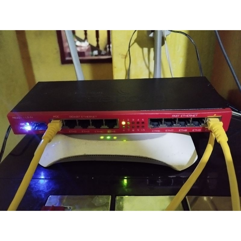 Jual Mikrotik RB2011 iLS-IN | Shopee Indonesia