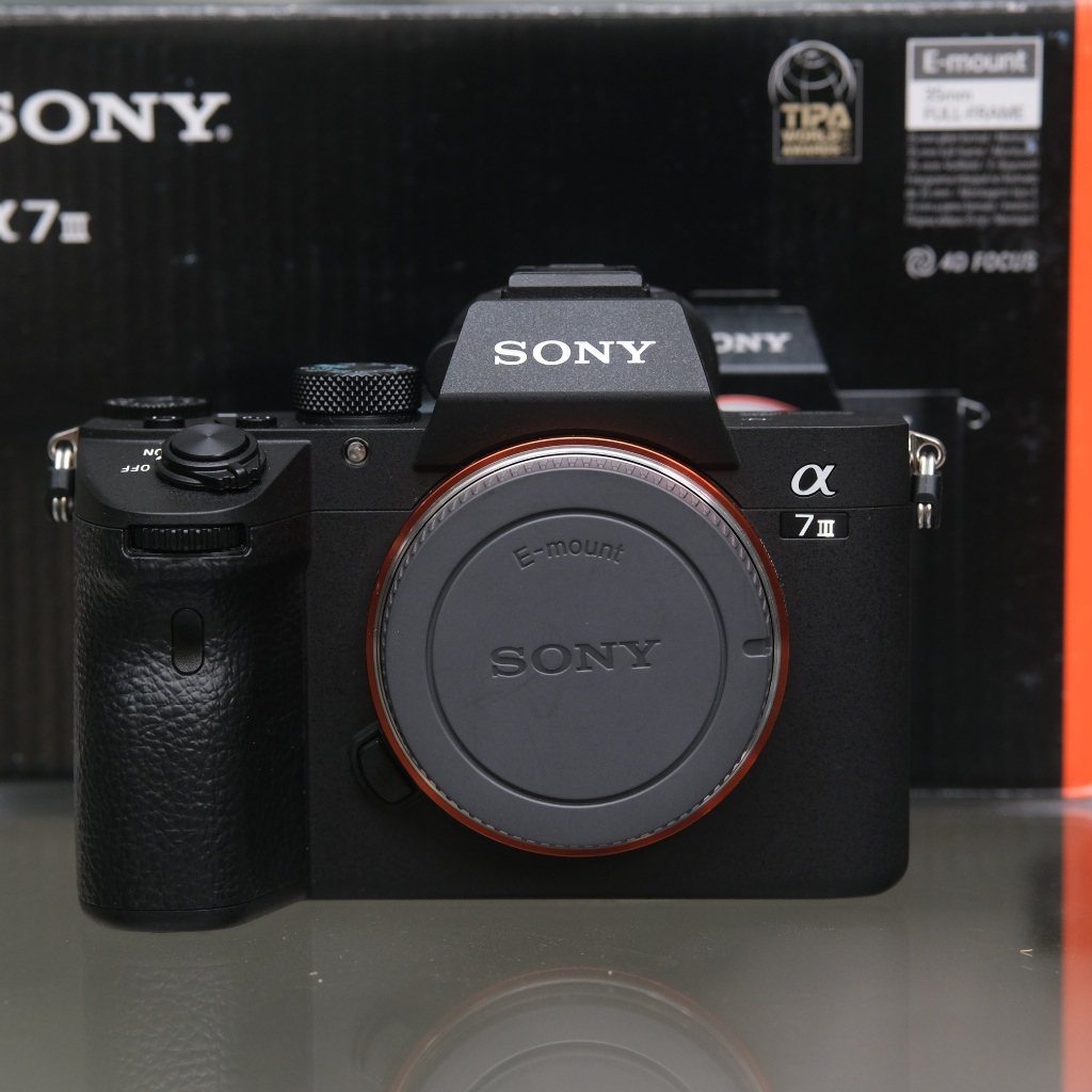 Jual Mirrorless Sony a7 III sony a7 mark III a7III like new | Shopee ...